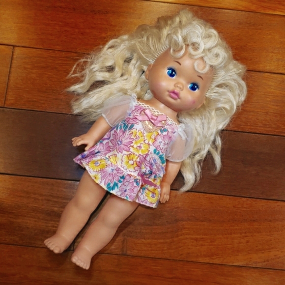 Mattel | Toys | Vintage 988 Lil Miss Magic Hair Magic Touch Doll And ...